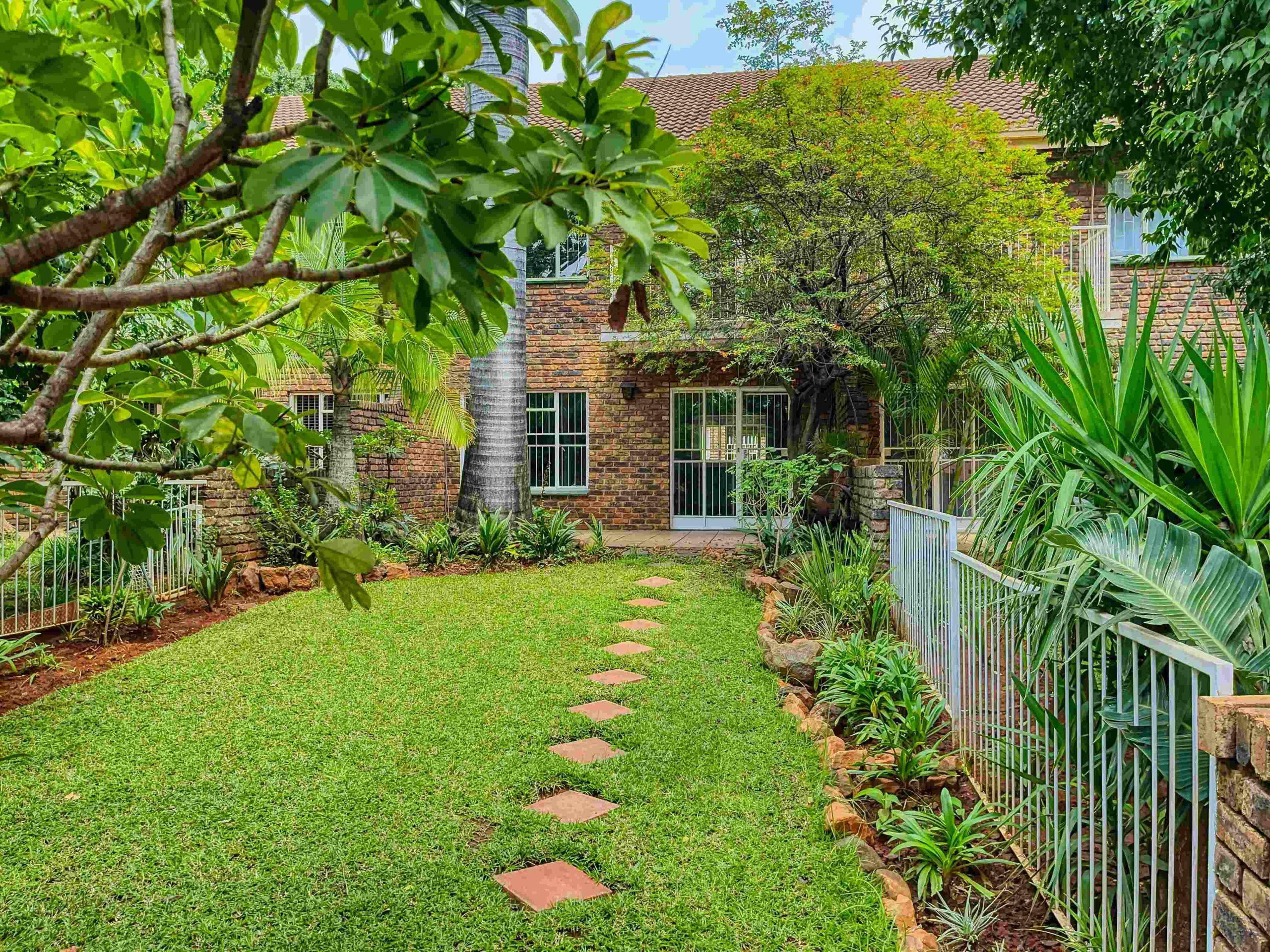 Guide to Garden Maintenance: For South African Seasons